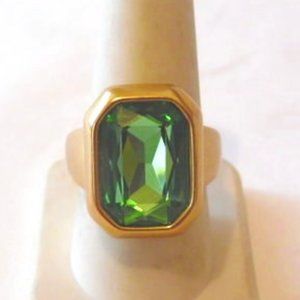 Maria Wynne | Jewelry | Maria Wynne Green Crystal Matte Finish Ring ...